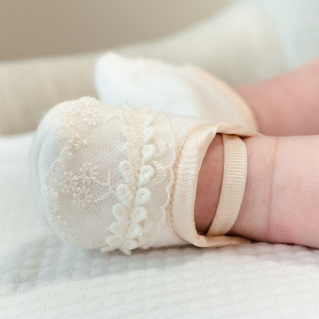 Baby Girl Booties - Tessa Quilt – Baby Beau and Belle